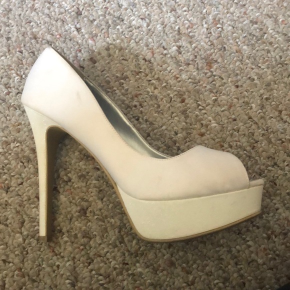 Payless | Shoes | White Sparkly Womens Pumps | Poshmark